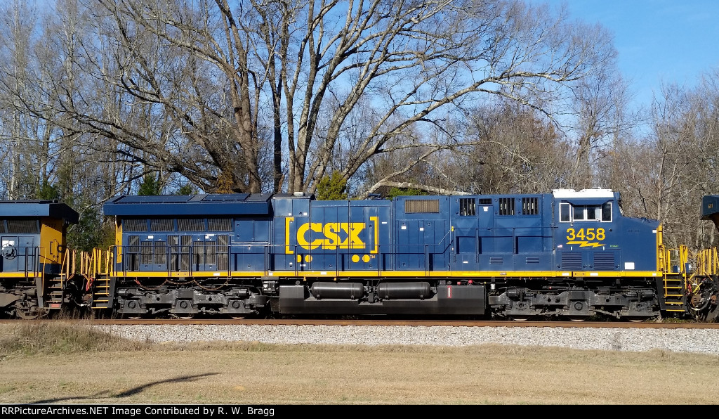 CSX 3458 (ET44AH)
